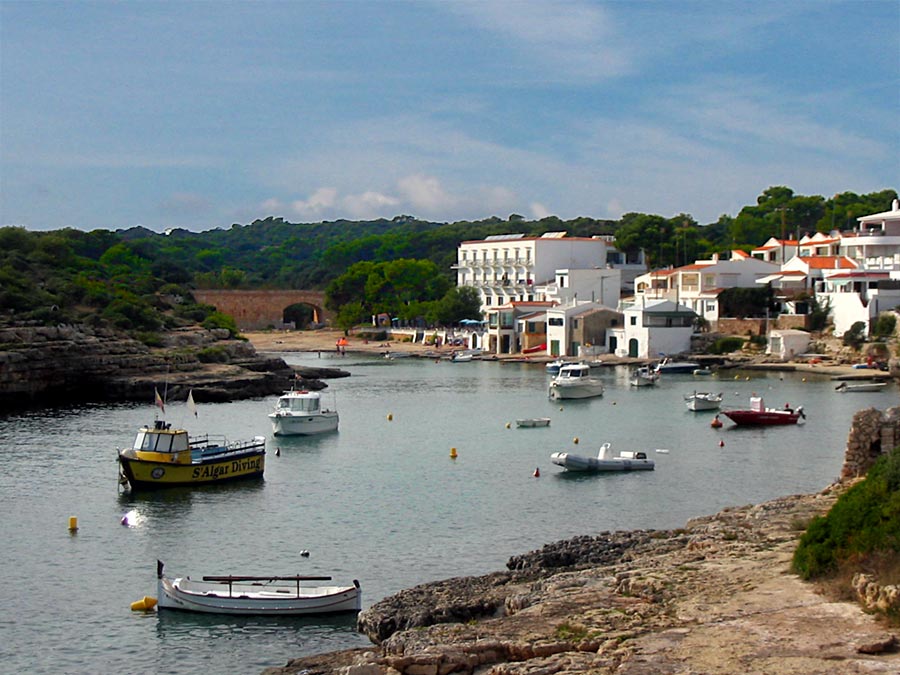 Menorca the guide to S'Algar