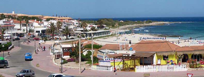 Menorca the guide to the resort and beach of Punta Prima Menorca